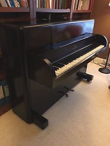 musical-instruments-for-all.com - Steinway Military "Victory Vertical ...