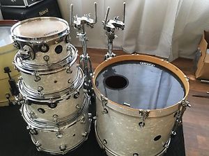 musical-instruments-for-all.com - DW All Maple Short Stack 5pc Drum Kit