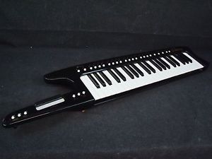 musical-instruments-for-all.com - Roland AX-1 AX1 AX Keytar Keyboard ...